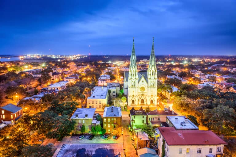 13 Incredibly Romantic Things to Do in Savannah for Couples