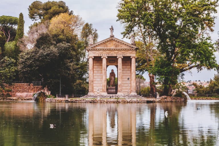 10 Super Romantic Things to Do in Rome